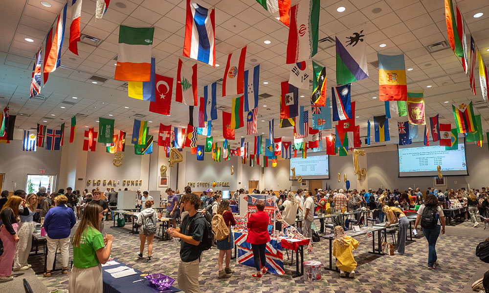 PHOTOS: Building Global Community Here and Abroad - JMU